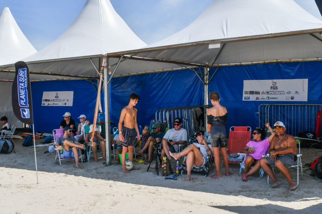 Teve início na manhã deste sábado o Planeta Surf apresenta RUSTY KIDS ...